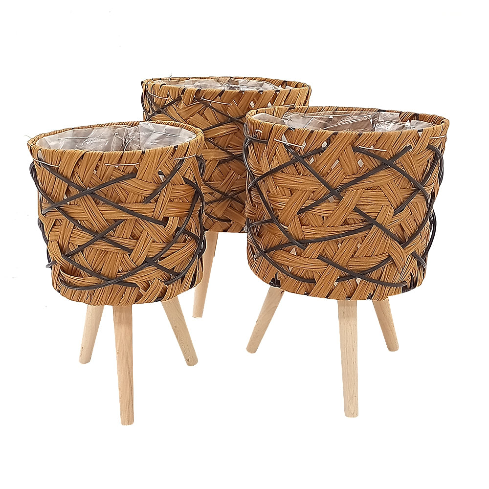 Porta macetas de madera