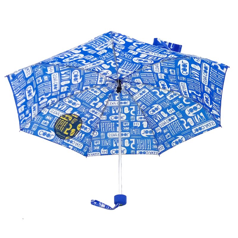Sombrilla pequeña azul con estampado para niño
