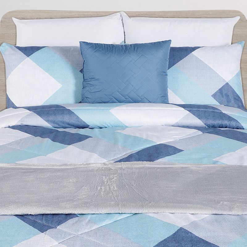 Edredón azul cielo + frazada