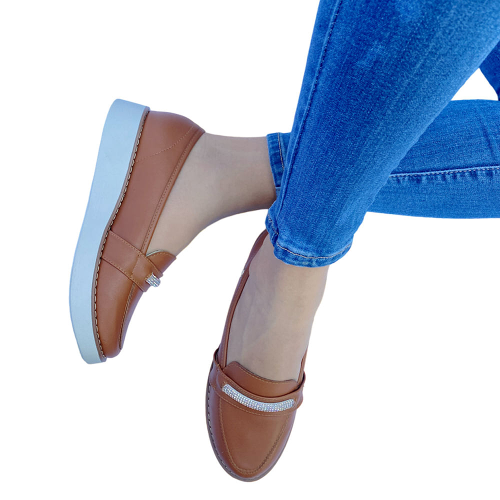 Zapato Mocasin casual suela blanca Selene PU color gena para mujer ...