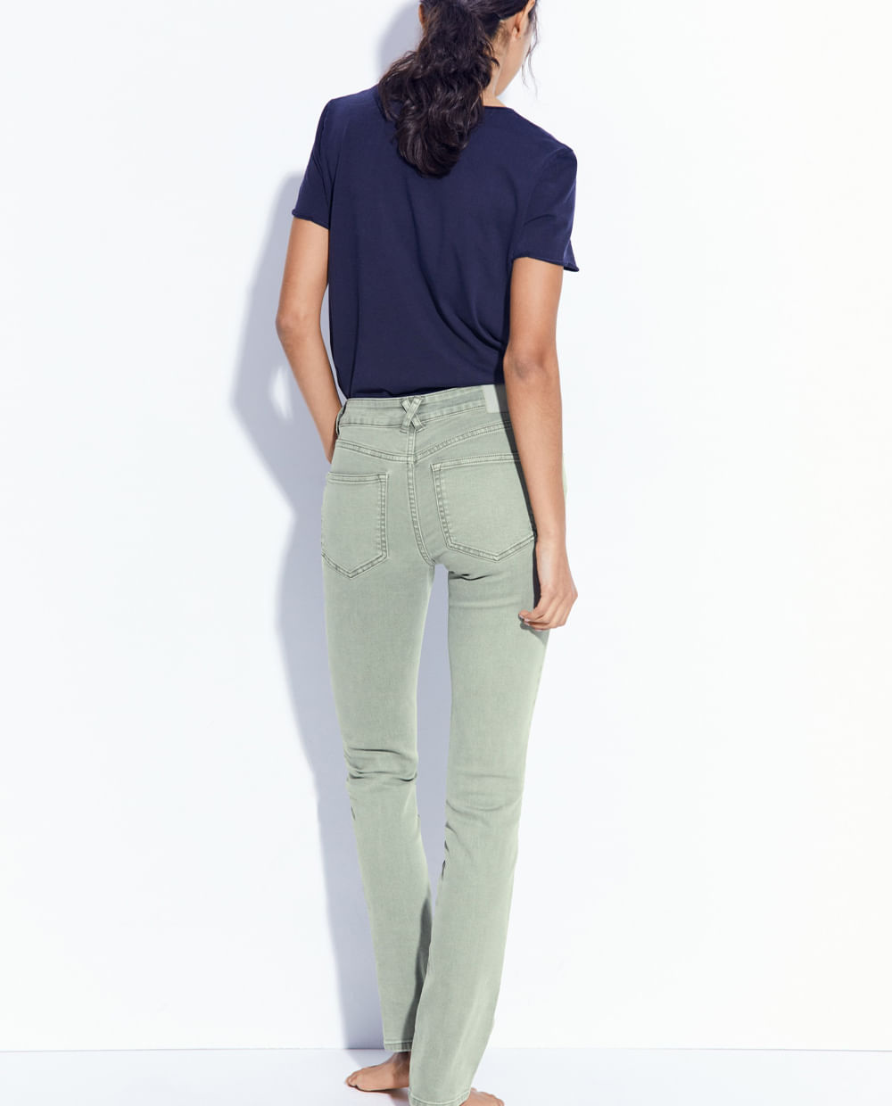 Jeans Sfera slim verde de cintura media para dama - Siman El Salvador