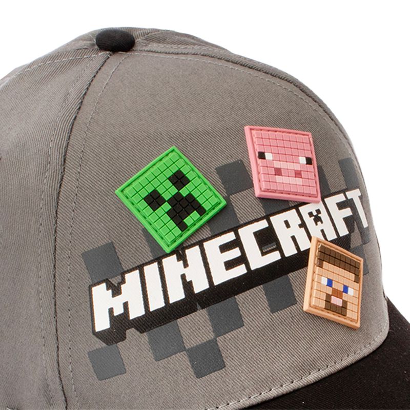 Gorra bicolor con estampado de minecraft para niño