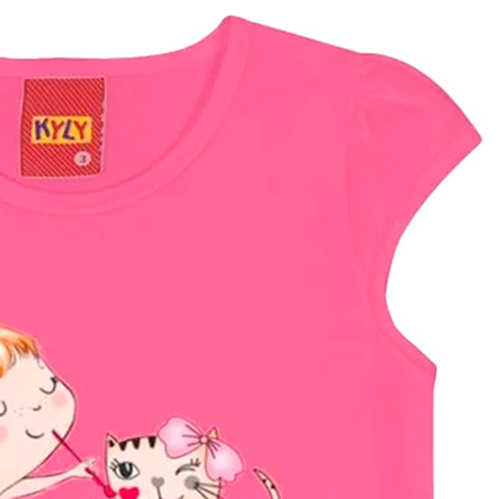 Blusa rosada con estampado para niña