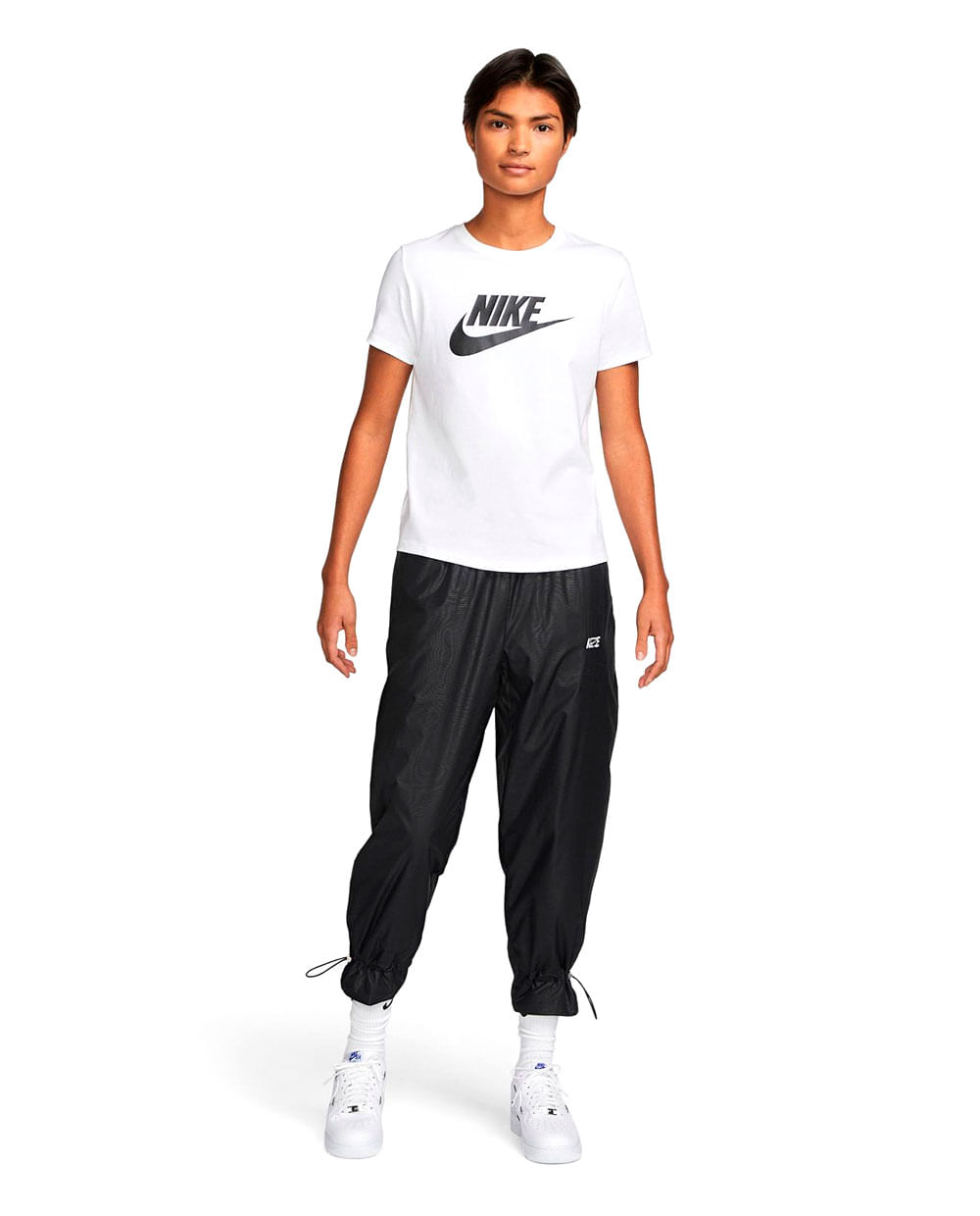 Camiseta deportiva Nike blanca estampada para mujer - Siman El Salvador