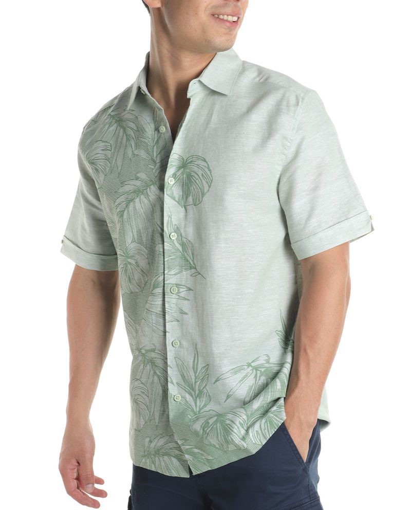 Camisa Cubavera verde heather con estampado de hojas para hombre ...