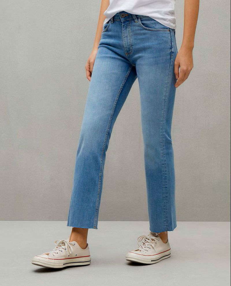 Jeans Easy Wear flare azul de cintura media para mujer - Siman El Salvador
